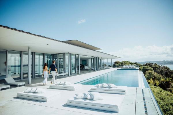 Eagles Nest - Bay Of Islands