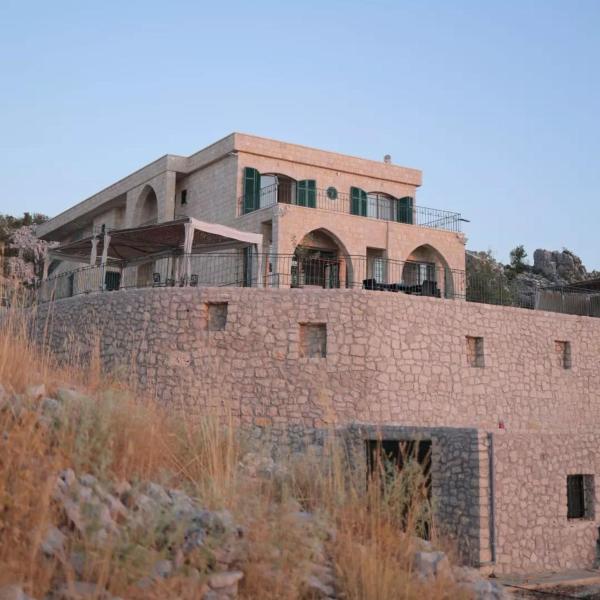 Charming Guest Room Rental In Jaj Lebanon With Mountain Views - Lebanon