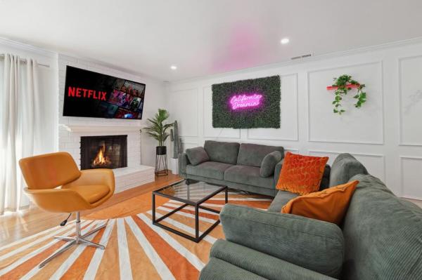 Heated Pool Oasis Close To Attractions - Los Angeles