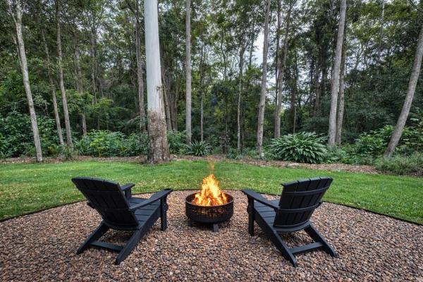 Private Rainforest Guesthouse In Doonan - 누사 셔