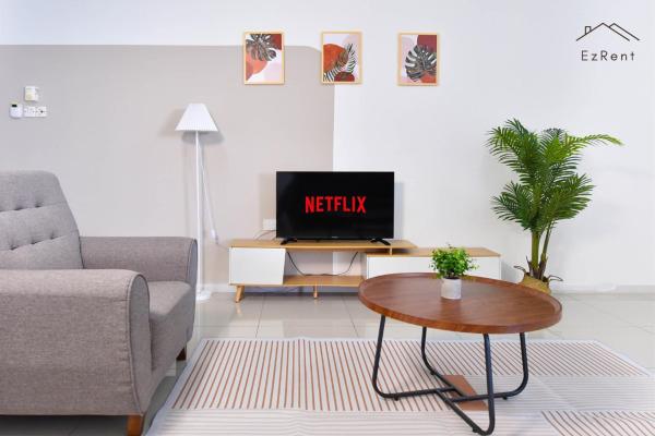 Taiping Highest Penthouse 5br With Swimming Pool & Netflix Wifi Near Lake Garden Zoo - Taiping