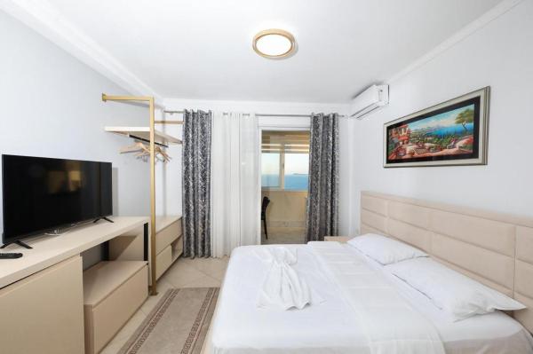 Summer Hotel - Vlorë