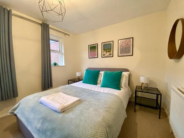 Comfortable 2 Bedroom House In Bracknell - Bracknell