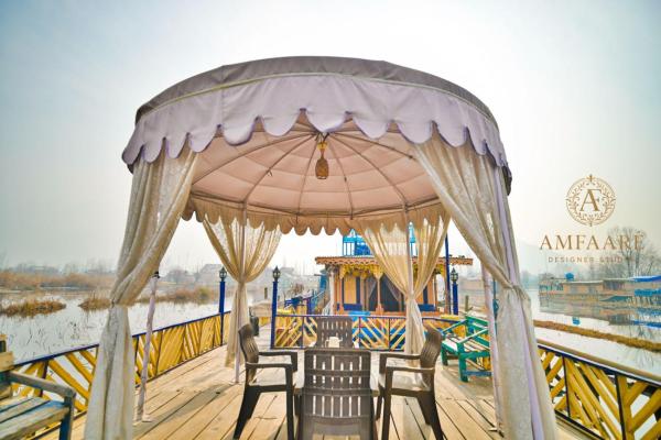 Dolphin Houseboat - Srinagar