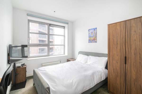Cozy And Spacious Central London Room In Canary Wharf Flat With A City View & A Private Bathroom - Beckenham