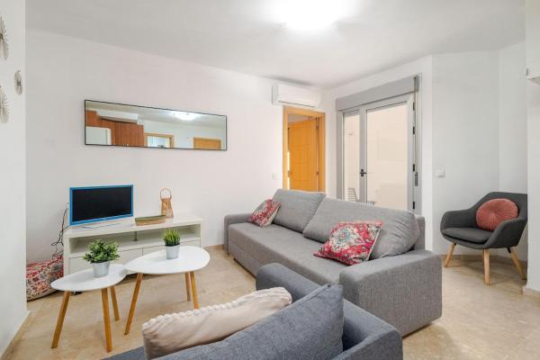 Quiet 1br Terrace Apartment Near Centro & Beach - Provincia Málaga, Spagna