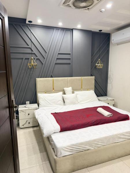 Midway Luxury Suites - Pakistan