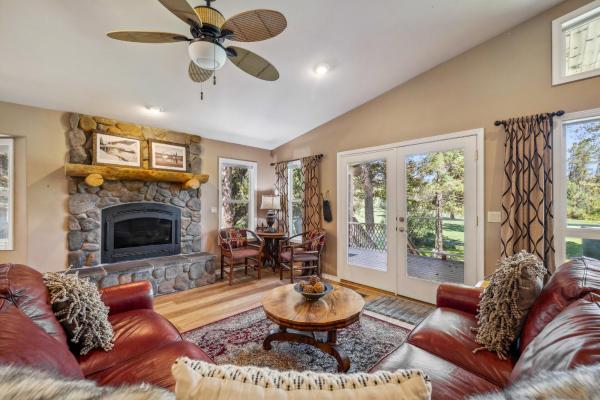 New! Fairway To Heaven - Golf Course - Deck - Fireplace - Garage - McCall, ID