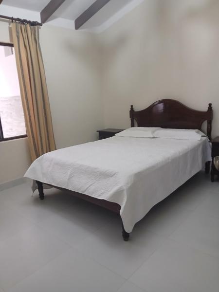 Casa Amplia Con Garaje En Tarija - 玻利維亞