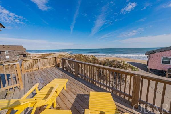Nautical Endeavors Beach House Steps From Surf - Rodanthe, NC