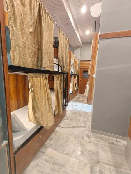 Transit Stay - Mumbai