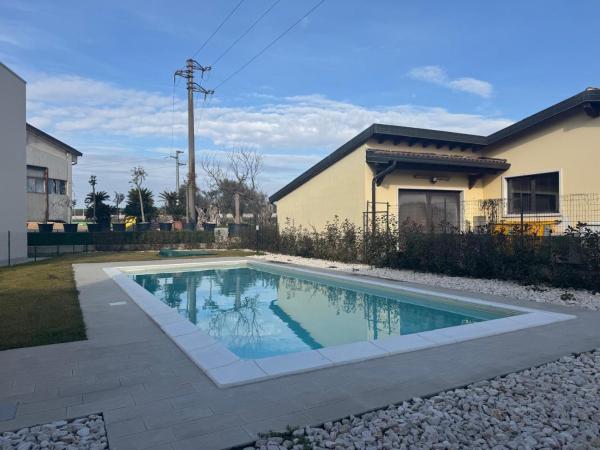 The Good Vibe - House In Residence With Pool - Sirmione