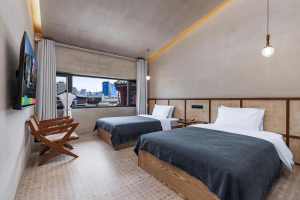 Kunming Latosol Hotel - Kunming
