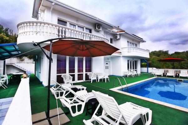 Luxury Villa Italiana With Largepanoramicseaview And Private Pool - Bulgaria