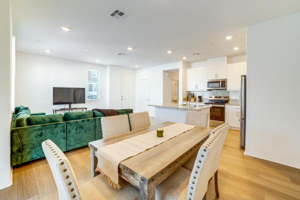 Family Getaway With Pool, 8 Mi To Lake Elsinore! - Menifee, CA