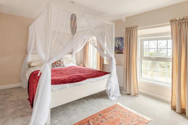 Pheonix Cottage On Glastonbury Tor - Glastonbury