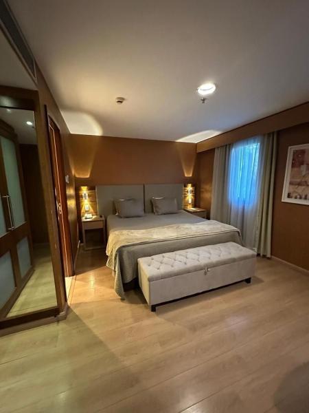Novo Flat 246 - Avenida Ibirapuera, Moema - Sp - Santo Amaro