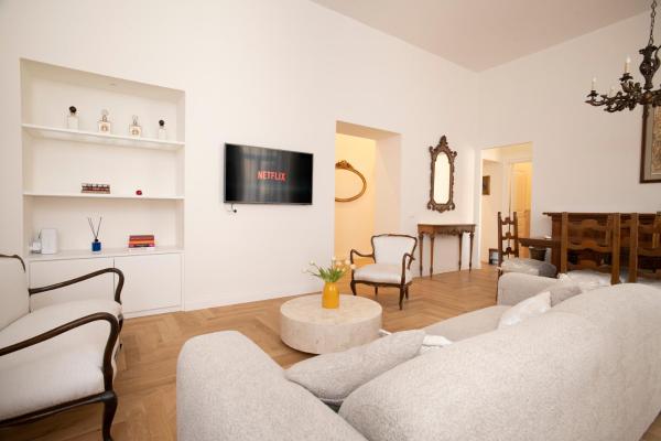Titta & Lello By The Duomo - 3br Apartment Naples - Naples