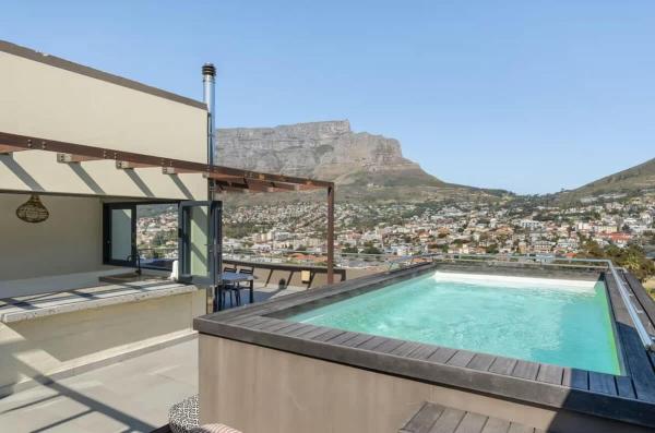 I'm On Top Of The World Double Storey Penthouse - Cape Town