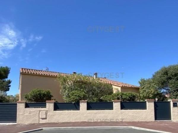 Villa T6 Climatisée Près De La Plage Pour 10 Personnes - Saint-Laurent-de-la-Salanque