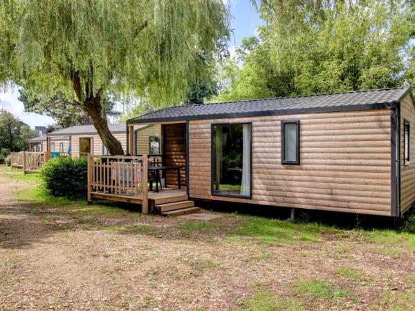 Chalet Cosy Pour 3 Avec Terrasse à Bénodet - Api-1-52-1449 - Bénodet