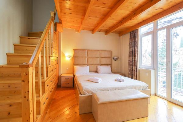 Wehost Duplex Near Rustaveli Avenue - Géorgie