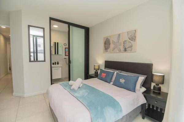Bella Mare Boardwalk Luxury Suite - Port Elizabeth