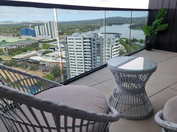 Stunning Belconnen Apartment With Panoramic Views And Pool Gym Access - Belconnen