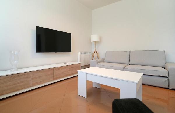 Galihost - Apartamentos Con Jardín En El Centro De Sanxenxo - O Grove