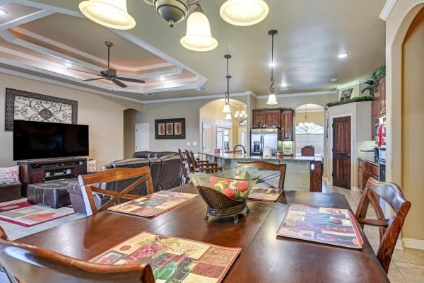 Work-ready Near Ft Hood & Seton Med | Patio/grill - Salado, TX