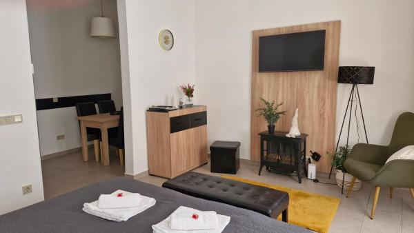 Lidvina Apartman - Saját, Zárt Parkolóval - Nyiregyhaza
