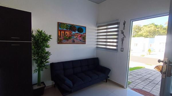 The Small House - El Salvador