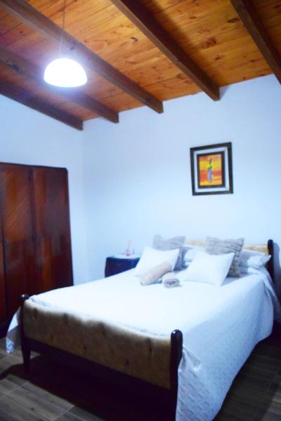 Garage Y Patio Privado En La Falda - La Falda