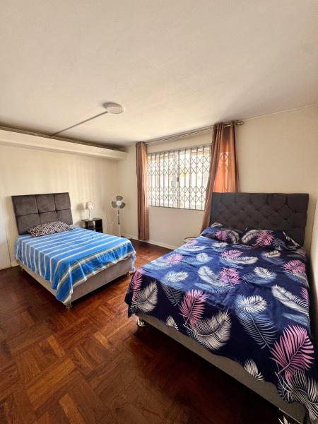 Miraflores, Habitación Triple En Apartamento Compartido - Lima