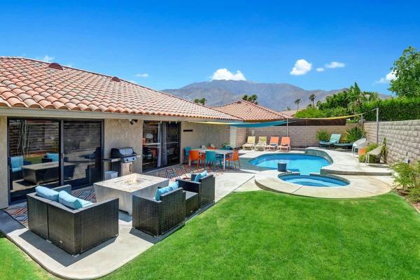 The Gem House - Alice Lodging - Palm Springs, CA