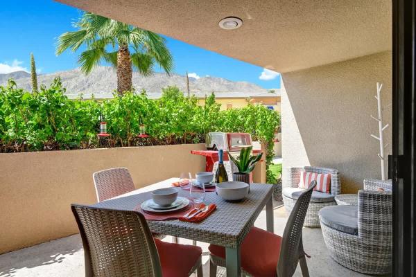 Modern Plaza Villas Oasis - Alice Lodging - Palm Springs, CA