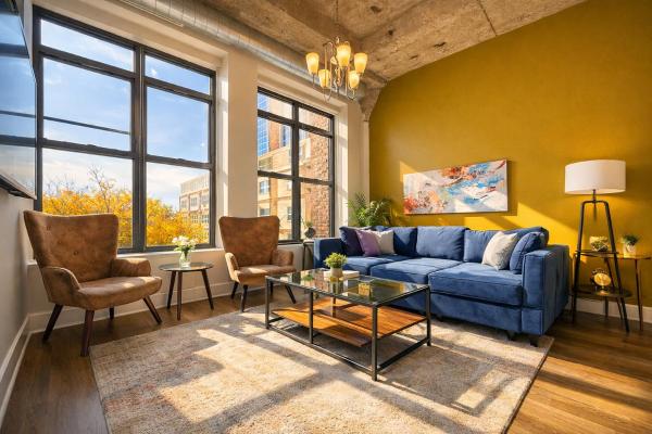 Mccormick Place 2br Stylish Suite With Optional Parking And Gym For Up To 8 Guests Near Soldier Field And Grant Park - Grant Park, IL