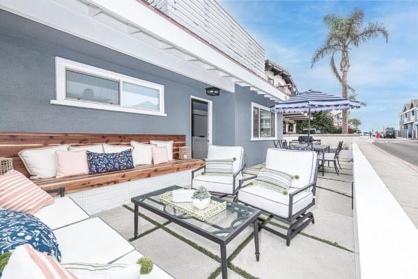 Remodeled 3br W Oceanview Patio, Ac, 4 Houses From Sand By Beachview Rentals - Newport Beach, CA