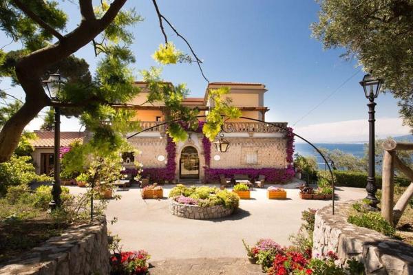 Hotel La Badia - Massa Lubrense