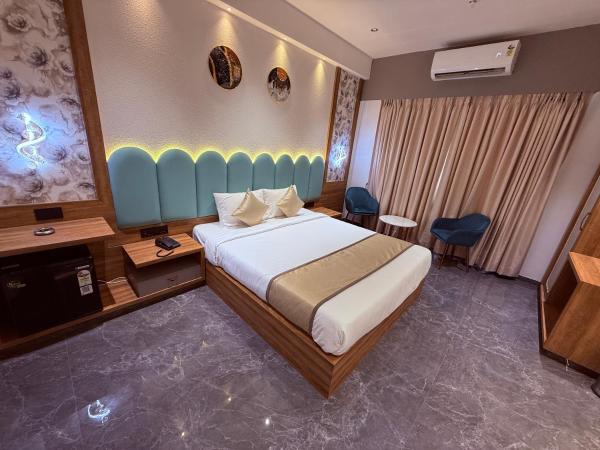 Hotel Stellar Suites Dombivli - Couple Friendly - Comfort And Premium Stay - Kalyan