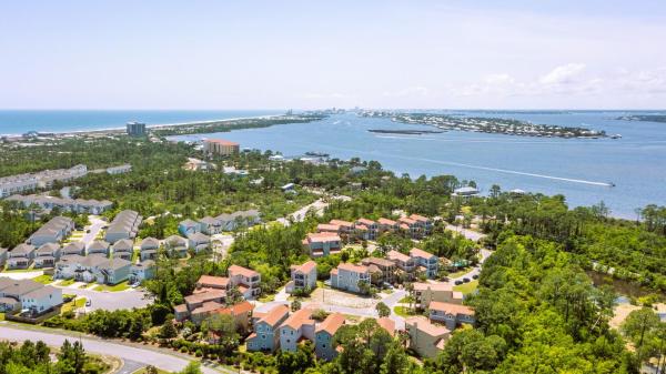 Arborgate Sunkissed Seahorse At 13987 Hanging Branch Way By Pkrm - Perdido Key, FL