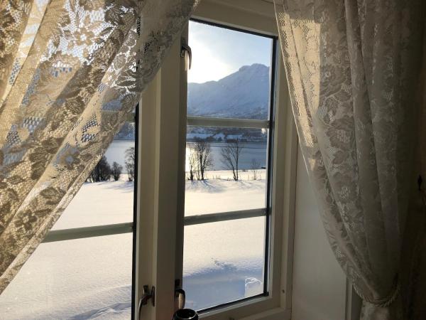 Country House On The Scenic Kveøya Island - Norrbottens län
