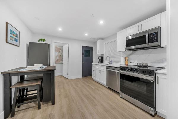 3br Hotel Alternative - Walk To Kendall Square - West End - Boston