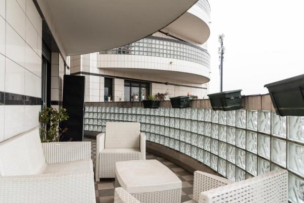 Youhosty-mezzofanti 24 - Monza