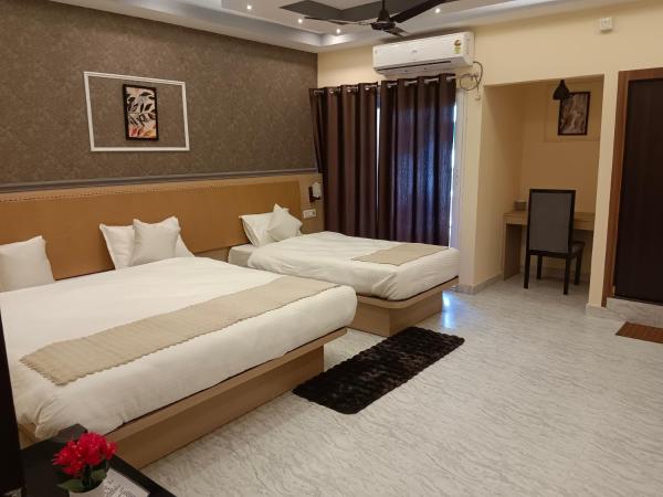 Hotel Tropical Inn Near Downtown - Meghalaya