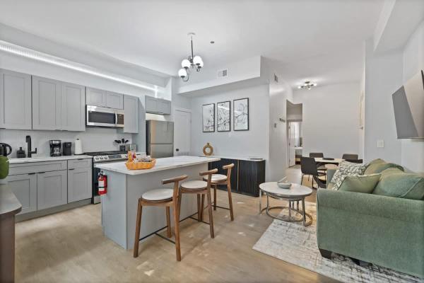 Cozy And Modern 3br Apartment 5min To Path To Nyc - シコーカス, NJ