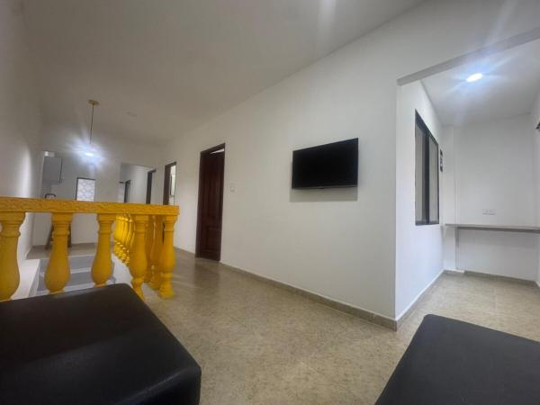 Maravillosa Ubicación, 2 Hab, Aire Acondicionado, Mdh Living 02 - Montería