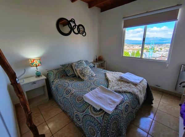 Ushuaia Magnifica, Increíble Vista A La Ciudad Y Montañas Con Patio Pa - Ushuaia