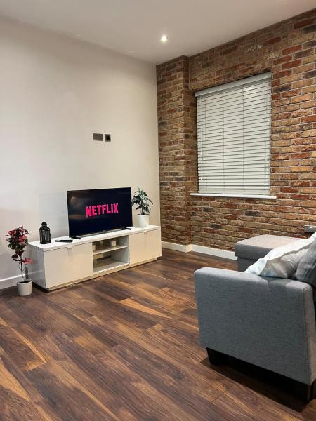 New & Modern 2-bed Flat In City Centre - Nottingham