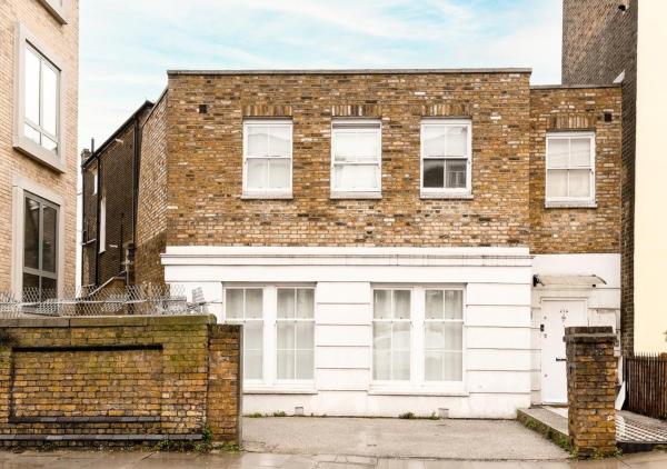 Agar Villa Two Bedroom Home With Garden & Hot Tub - Central London